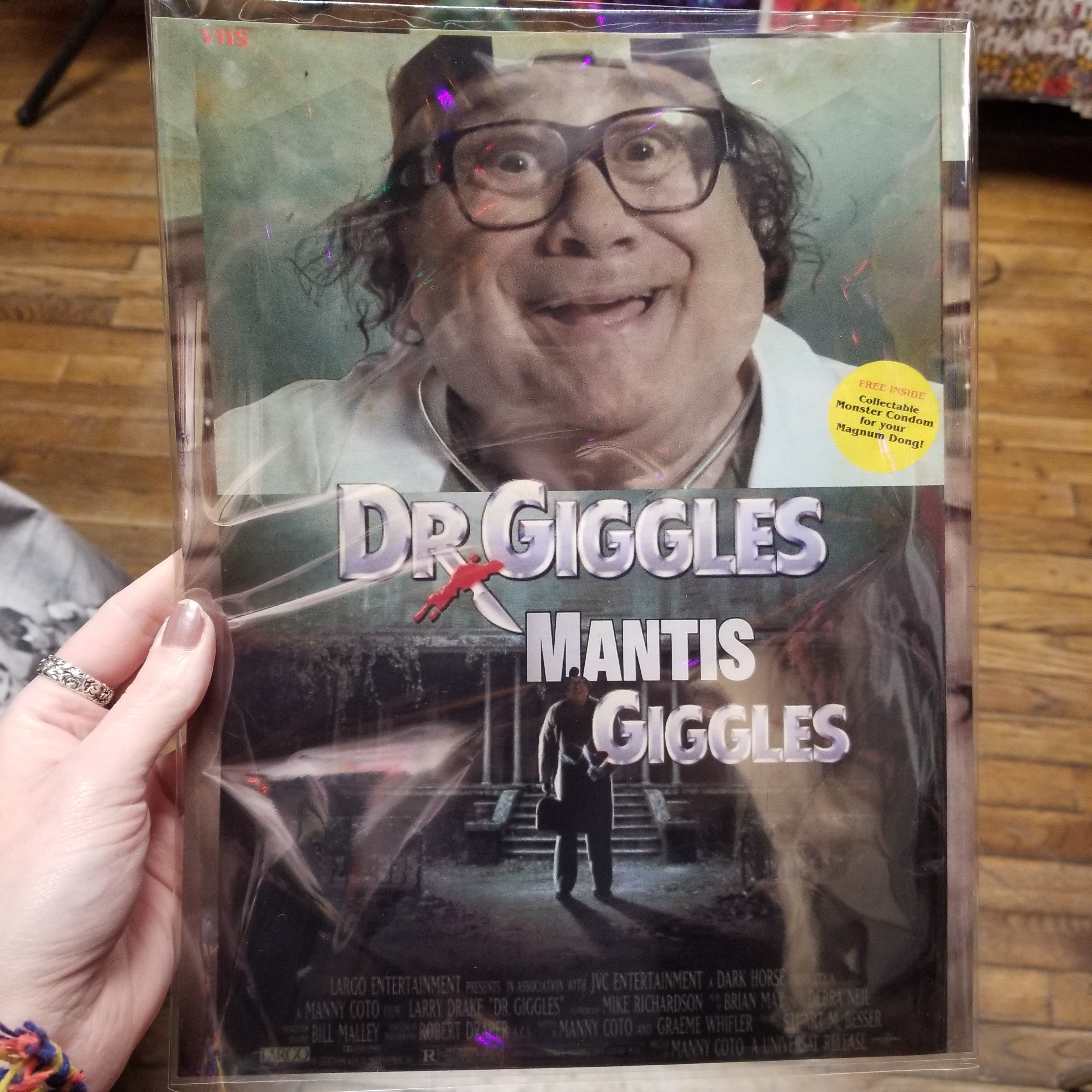 Dr Giggles Sunny Horror Parody POSTER PRiNT – SouthStreetArtMart